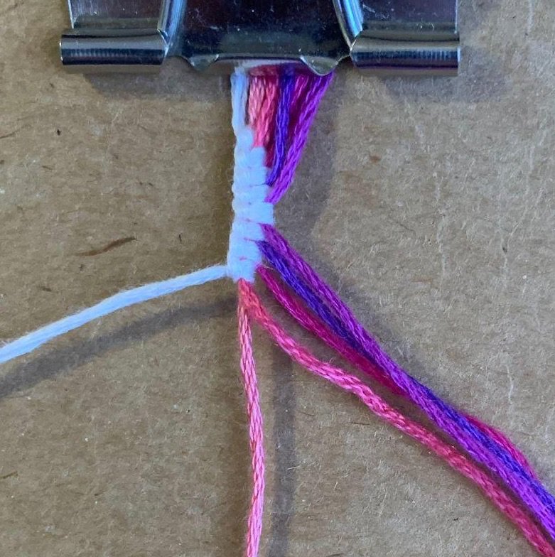 Triangle start with no loop or ties for normals tutorial | BraceletBook